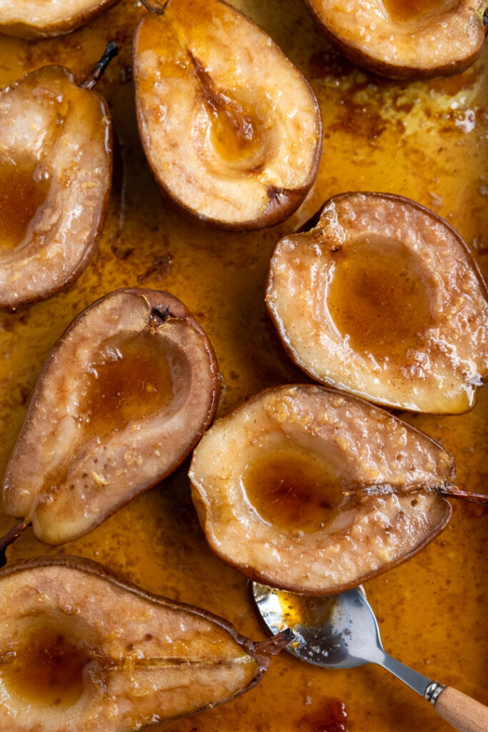 Caramelized Maple Ginger Baked Pears