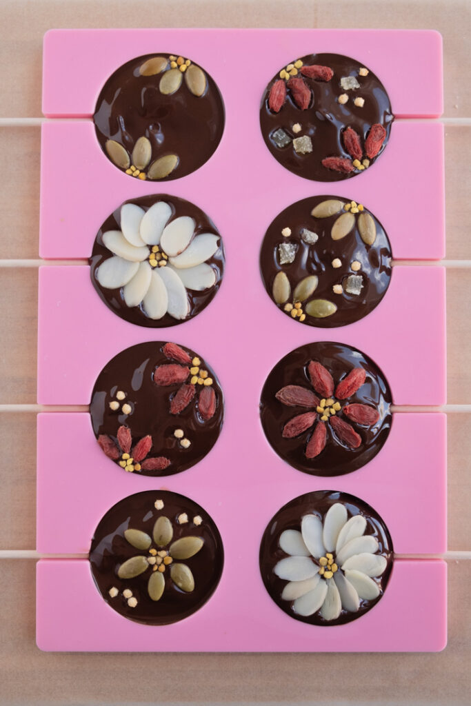 Chocolate Peanut Butter Lollipops