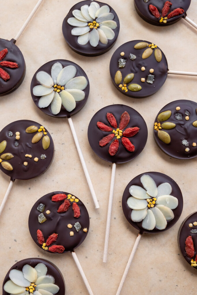 Chocolate Peanut Butter Lollipops